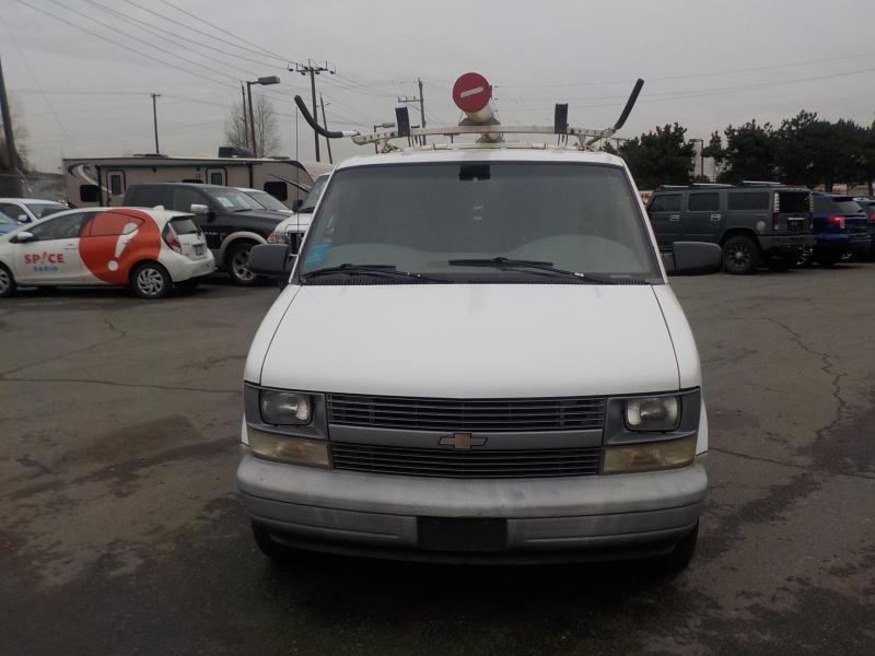 2005 Chevrolet Astro Cargo Van 2WD with Rear Shelving and Roof Rack ...
