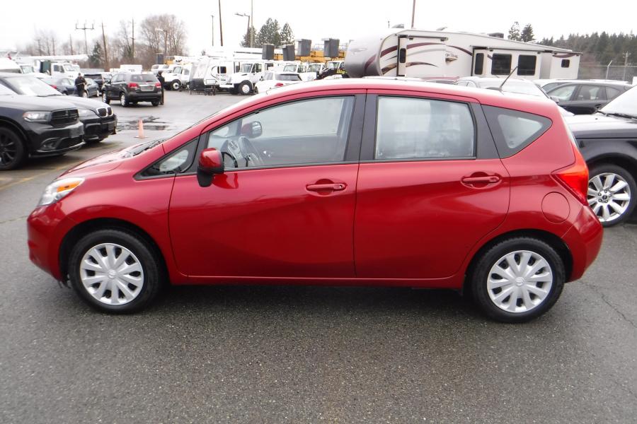 2014 Nissan Versa Note SV Hatchback | Repo.com