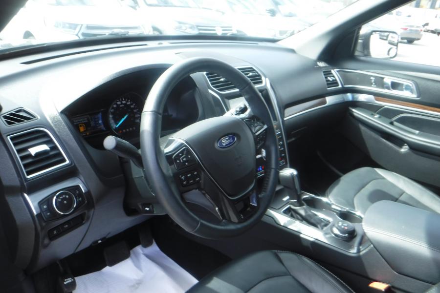 2017 Ford Explorer Limited 4WD 3rd Row Seating | Repo.com