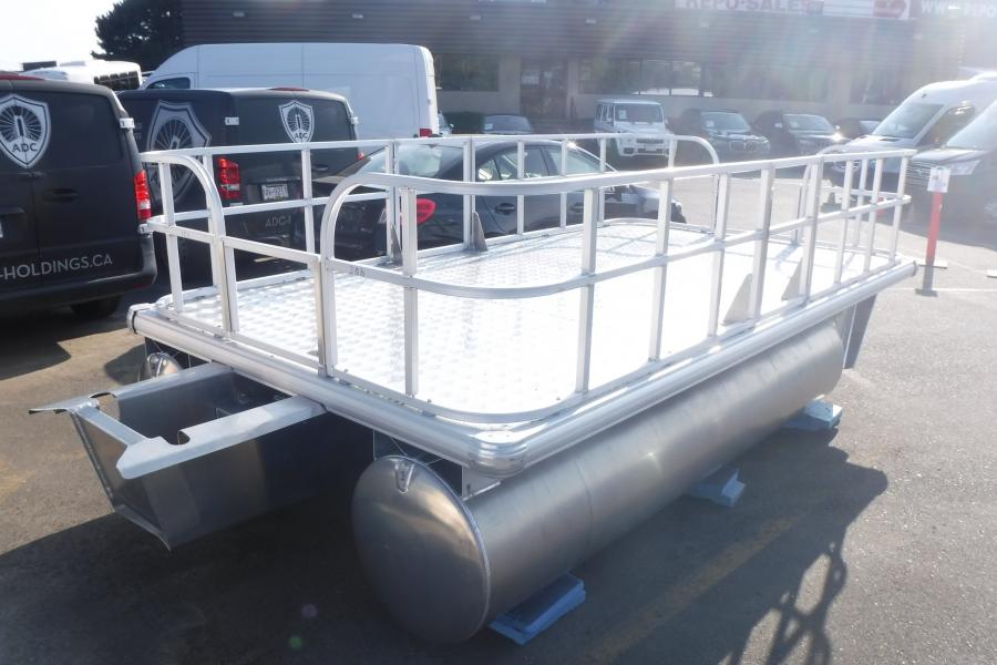 2020 Pontoon Aluminum Deck Boat 13.7 Foot | Repo.com