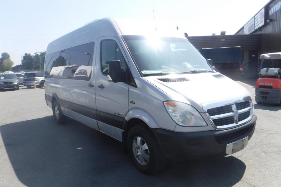 2008 Dodge Sprinter Wagon 2500 170-in. WB 10 Passenger Van Diesel ...