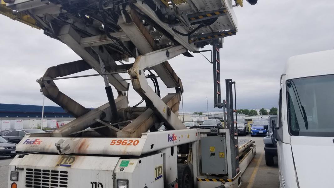 2006 TLD 929 Self-propelled, dual-platform loader | Repo.com