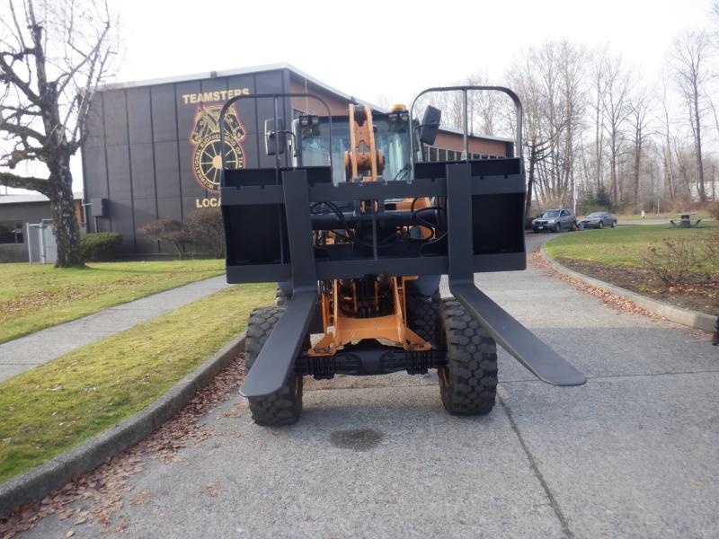 2015 Case 221F Front-End Loader with 3 Attachments Diesel | Repo.com