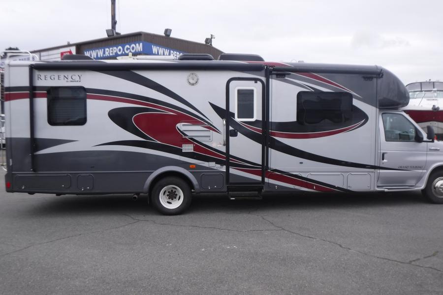 2011 Ford Econoline E450 Regency Class C Motorhome with 3 Slides ...