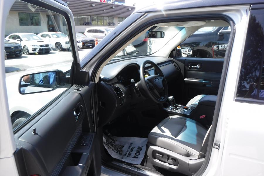 Repo.com | 2019 Ford Flex Limited AWD with 3rd Row Seating