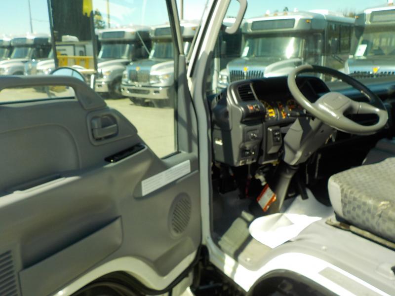 2006 Isuzu Npr Lcf 14 Foot Service Truck Turbo Diesel | Repo.com