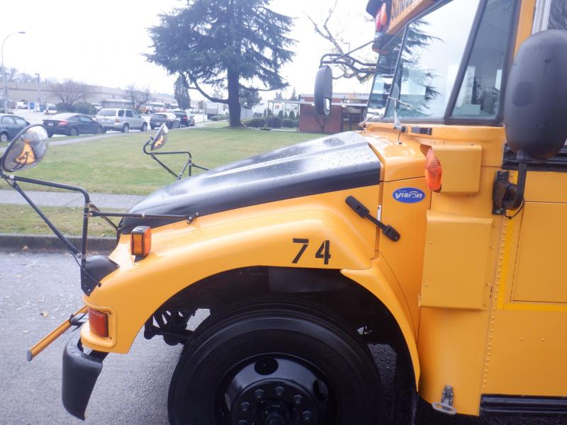 2006 Blue Bird Vision 48 Passenger Diesel School Bus With Hydraulic ...