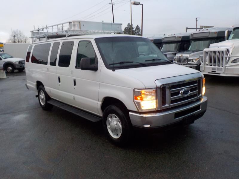 2008 Ford Econoline E-350 Extended 15 Passenger Van with Roof Rack ...