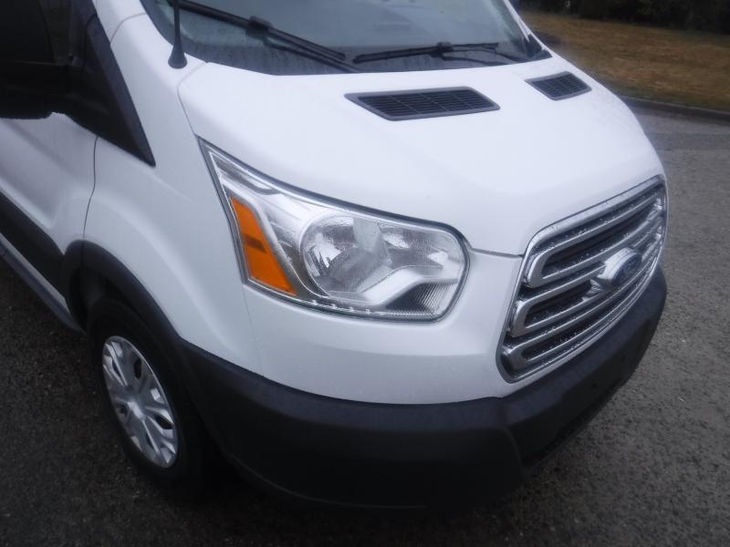 2017 Ford Transit 150 Medium Roof XLT 130 inch Wheelbase 8 passenger ...