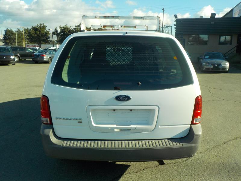 2006 Ford Freestar Cargo Van with Ladder Rack | Repo.com