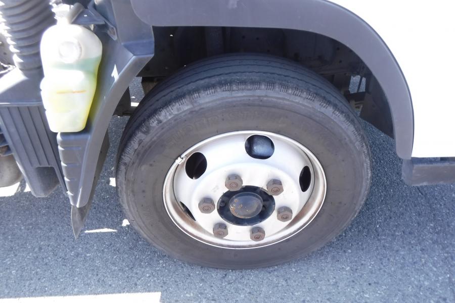 Repo.com | 2015 Mitsubishi Fuso FE160 Diesel Dually Cab And Chassis 114 ...