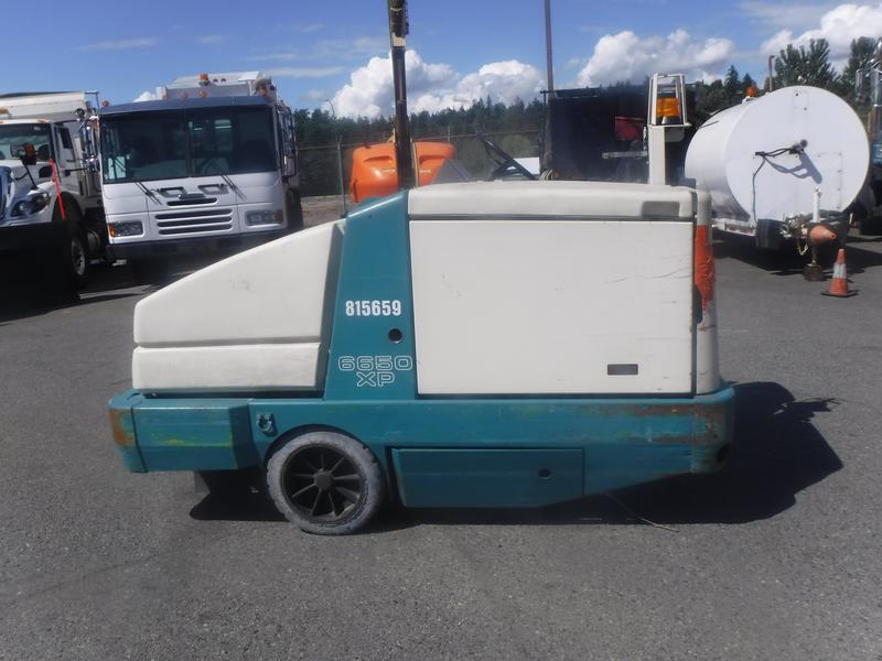 2007 Tennant 6650 XP Street Sweeper Propane | Repo.com