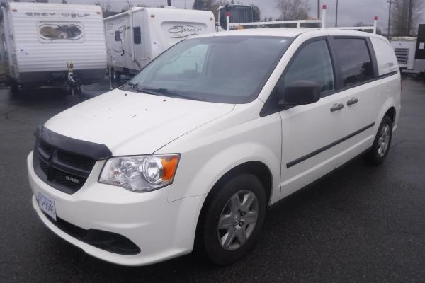 2013 Dodge Cargo Van with Rear Shelving | Repo.com