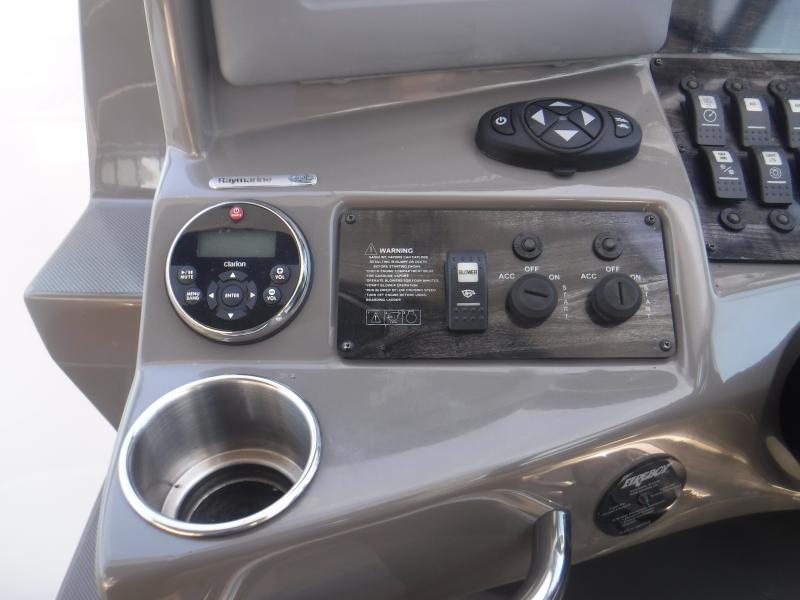 2012 Rinker 310 31 Foot Express Cruiser Boat | Repo.com