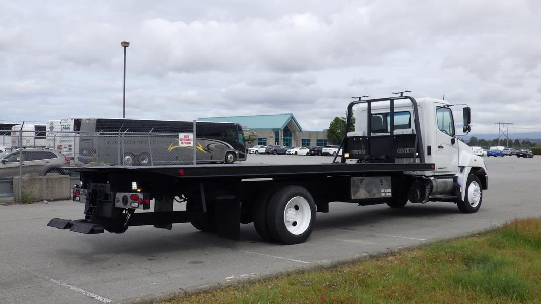 2018 Hino Conventional Cab 20 Foot Tow Tilt Deck with Rear Towing ...