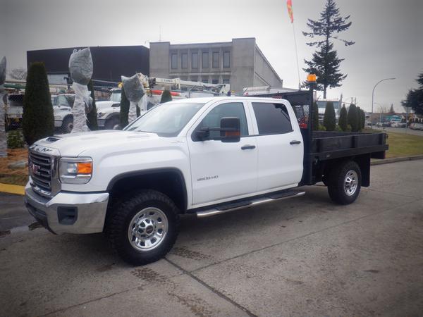 2019 GMC Sierra 3500HD Crew Cab Flat Deck 4WD Diesel | Repo.com