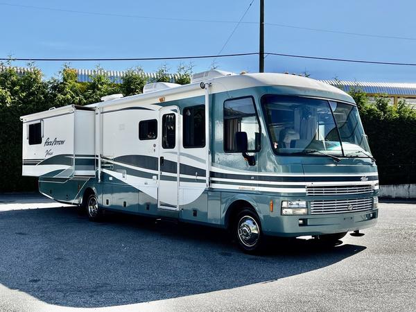 2000 Ford Motorhome Pace Arrow Vision RV with 2 Slide Outs | Repo.com
