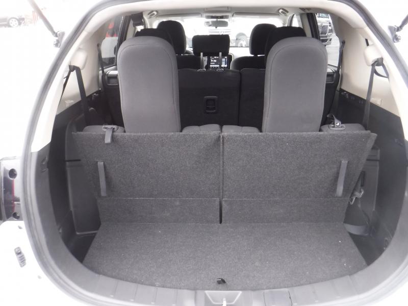 2020 Mitsubishi Outlander ES AWC with 3rd Row Seating | Repo.com