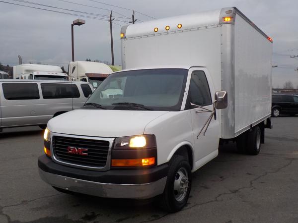 2006 GMC Savana G3500 13.4 Foot Cube Van 6.6 Duramax Diesel | Repo.com