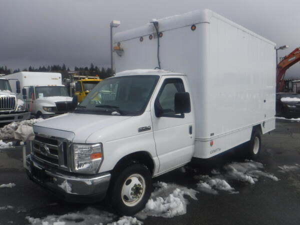 2009 Ford Econoline E-450 13 Foot Cube Van Work Shop Dually Diesel ...