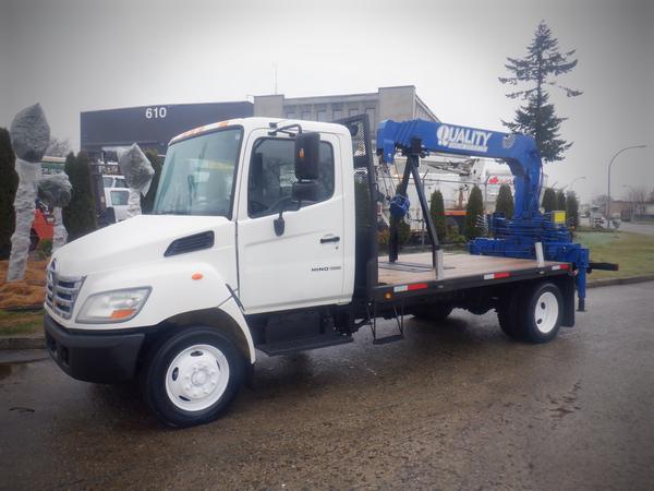 2008 Hino 165 Flat Deck With Crane Seater Diesel | Repo.com
