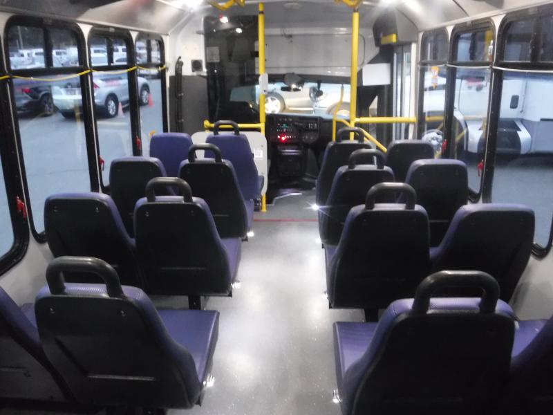 2014 Chevrolet Express G4500 21 Passenger Bus | Repo.com