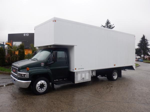 2004 GMC 5500 22 Foot Cube Van Reefer 3 Seater Diesel | Repo.com