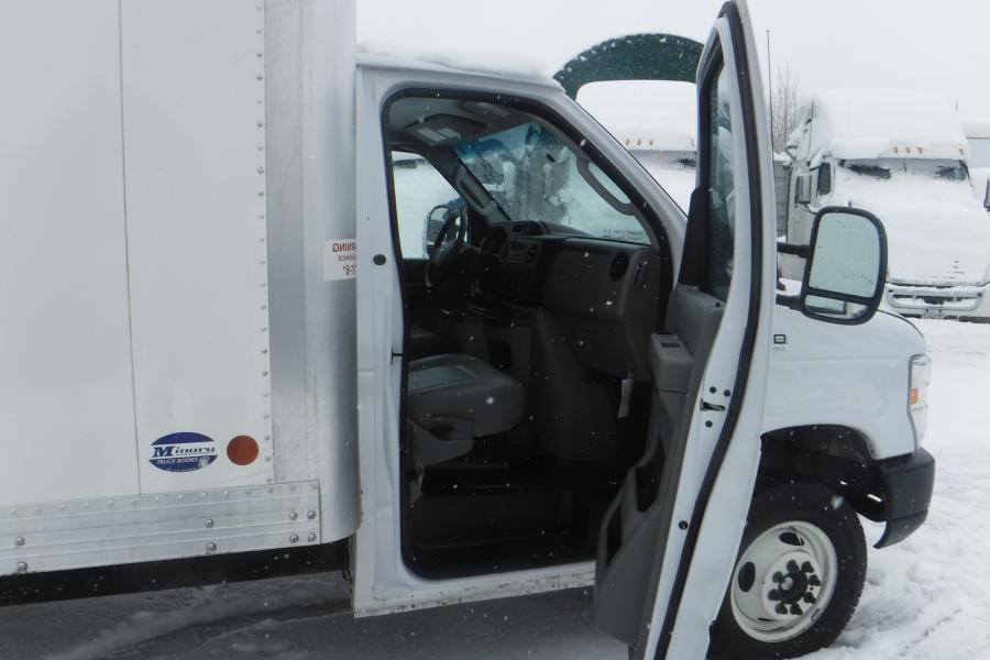 2018 Ford E-450 16 Foot High Cube Van with Power Tailgate | Repo.com