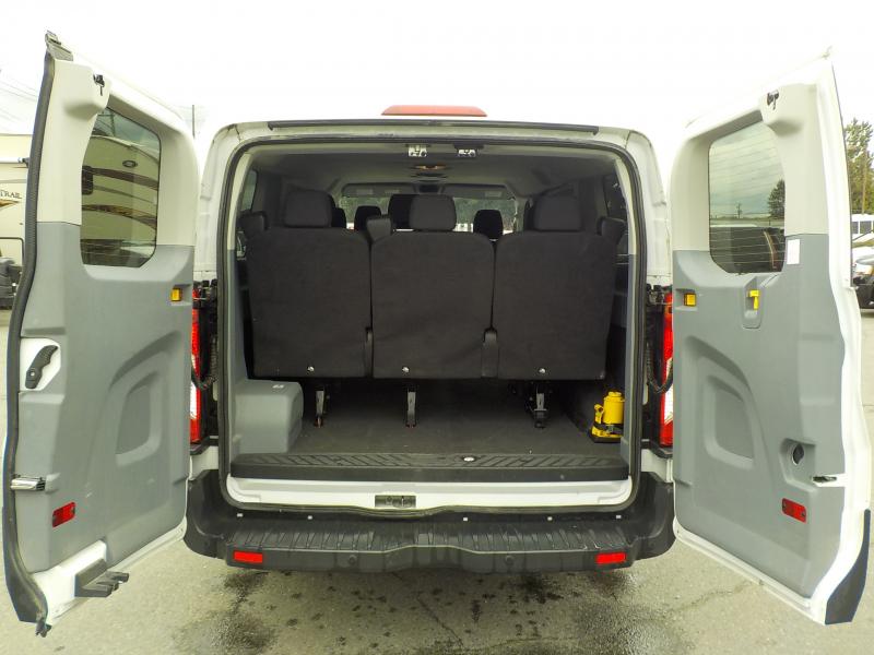 2016 Ford Transit 150 Van Low Roof XLT 130-in. Wheelbase 10 Passenger ...