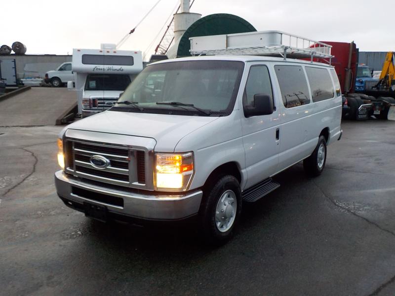 2008 Ford Econoline E-350 Extended 15 Passenger Van with Roof Rack ...