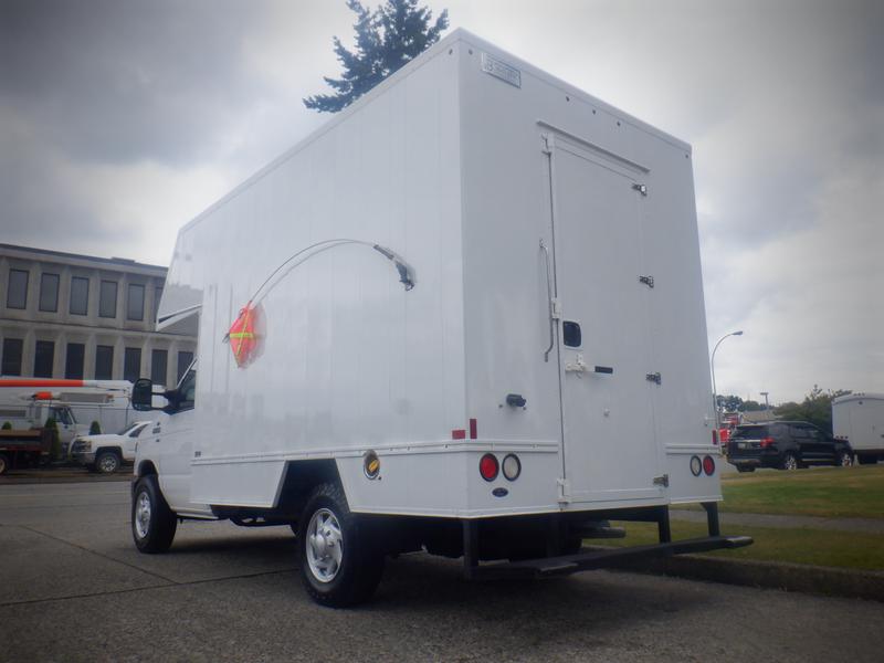 2013 Ford Econoline E-350 Super Duty Cube Van | Repo.com