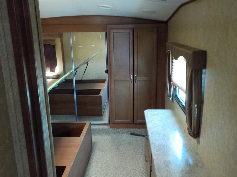 2013 Heartland Sundance 3270RES 32 Foot Fifth Wheel Trailer w/ 3 Slide ...