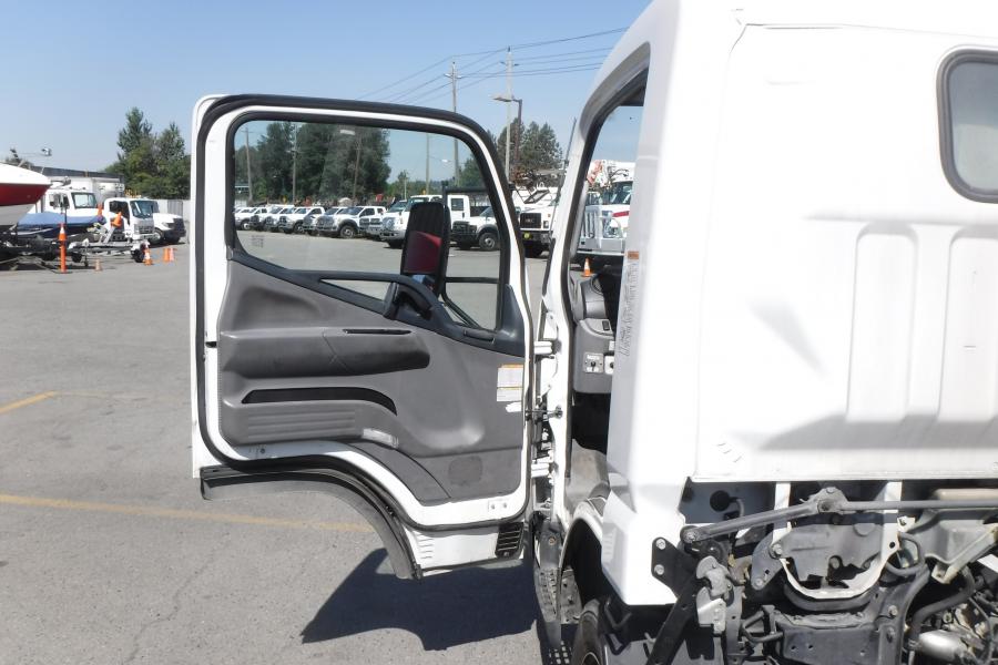 2015 Mitsubishi Fuso FE160 Diesel Dually Cab And Chassis 114 Inch ...