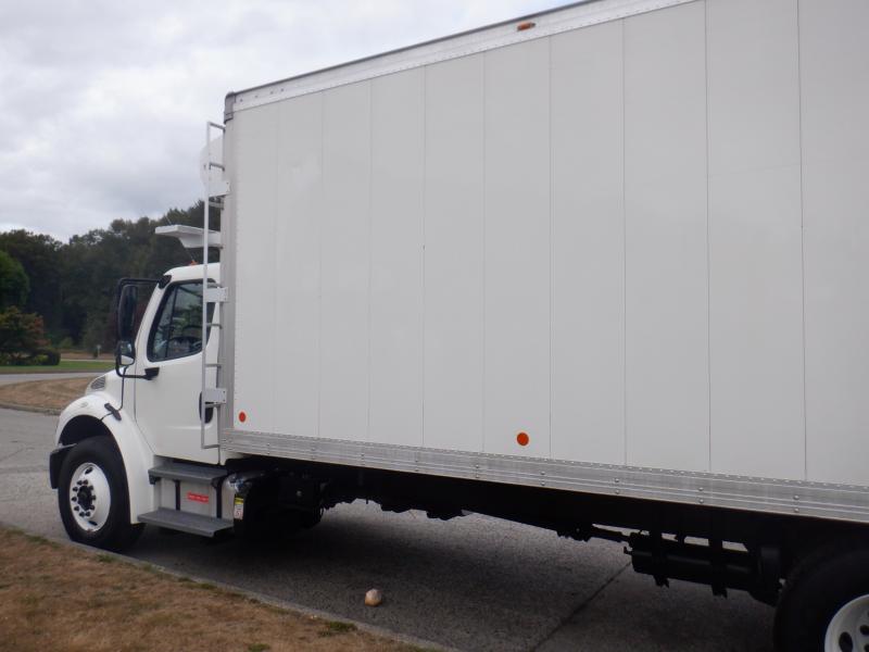 2013 Freightliner M2 106 22 Foot Reefer Cube Van Diesel With Air Brakes ...