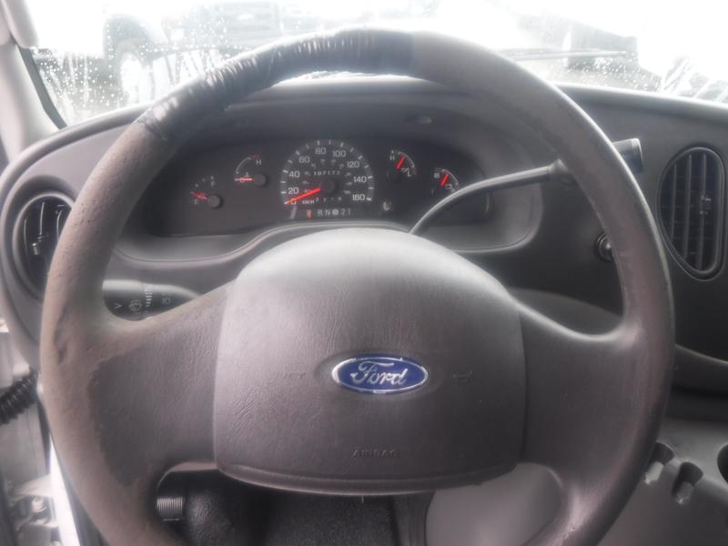 2003 Ford Econoline E-350 Super Duty Cargo Van Ladder Rack Rear ...