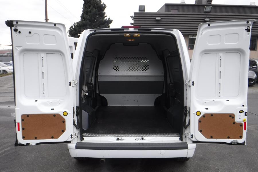 2013 Ford Transit Connect XLT Cargo with Bulkhead Divider | Repo.com