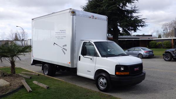 2013 GMC Savana G4500 14 Foot Cube Van With Mobile Pressure Washing ...