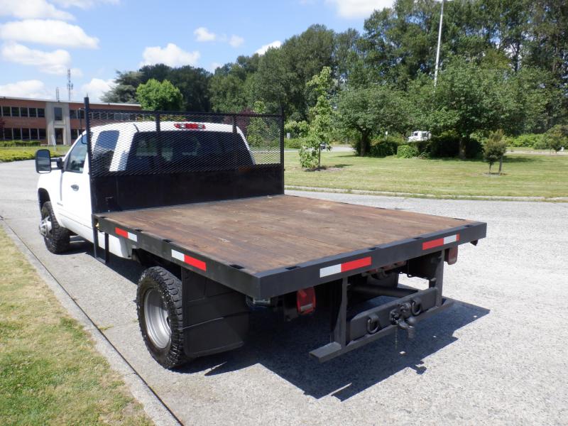 2011 GMC Sierra 3500HD Flat Deck 9 foot Crew Cab Dually 4WD | Repo.com