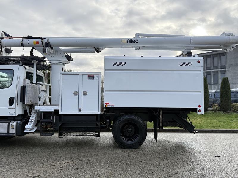 2015 Freightliner M2 106 Cummins Altec Bucket Truck with 10-Foot Dump ...