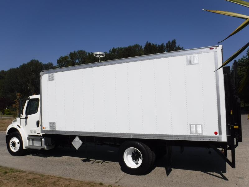2010 Freightliner M2 106 20 Foot Cube Van Diesel with Air Brakes and ...