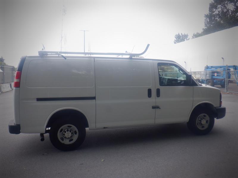 2015 Chevrolet Express Stabilitrak 2500 Cargo Van Ladder Rack Rear ...