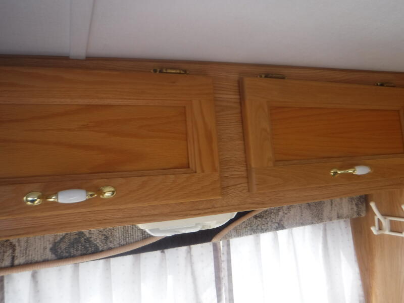 Repo.com | 1999 Slumber Queen Truck Camper