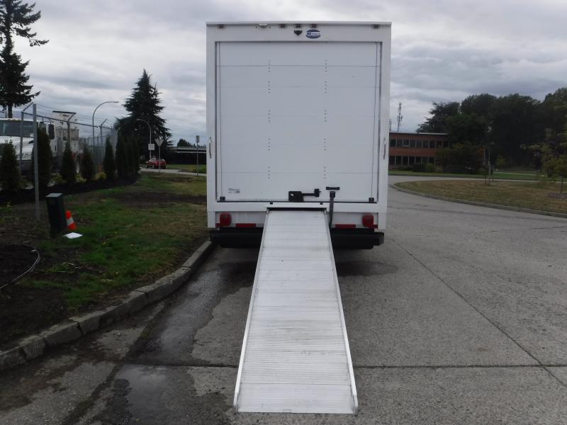 2015 Chevrolet Express G3500 16 Foot Cube Van with Ramp | Repo.com