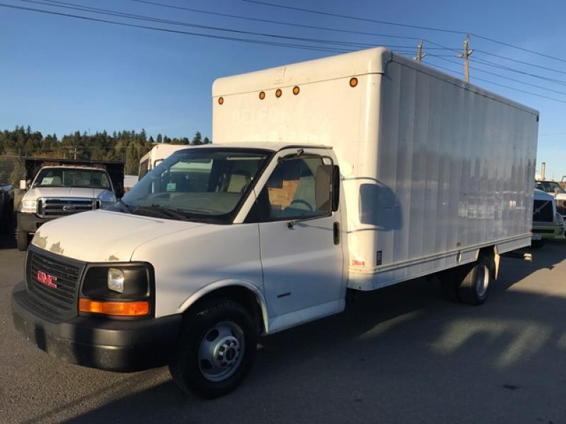 Repo.com | 2008 GMC Savana G3500 16 Foot Diesel Cube Van