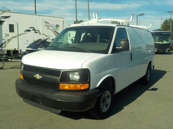 2008 Chevrolet Express 2500 Cargo Van W/ Rear Shelving | Repo.com