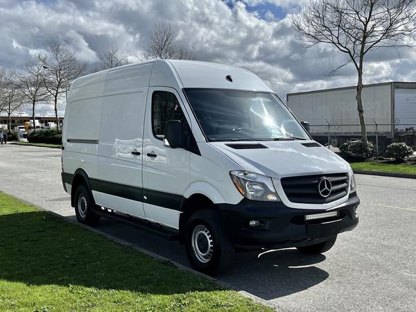 2017 Mercedes-Benz Sprinter 2500 cargo Van 4x4 144-inch WheelBase ...