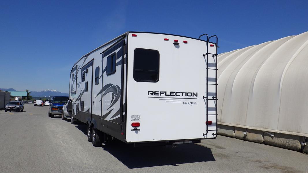 2021 Grand Design Recreational 311BHS 31 Foot Fifth Wheel Trailer with ...