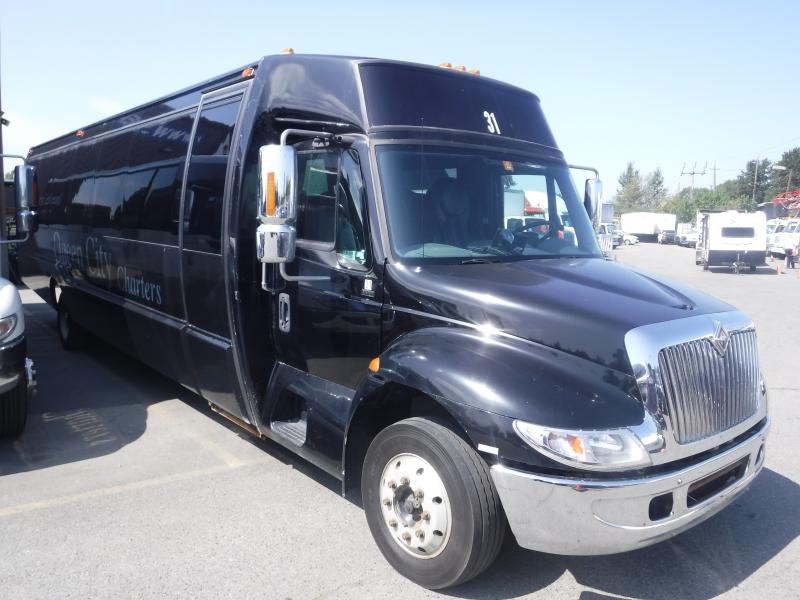 2008 International 3200 Krystal K31 33 Passenger Bus with Air Brakes ...
