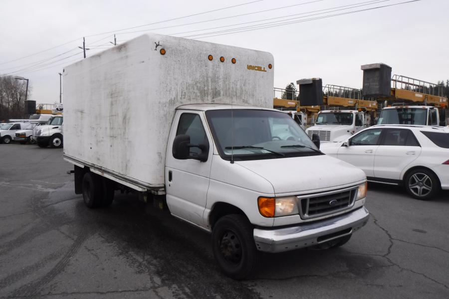 2006 Ford Econoline E-450 Dually 15 Foot Cube Van Diesel | Repo.com
