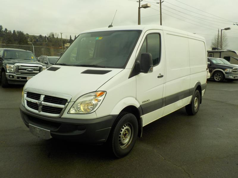 Repo.com | 2008 Dodge Sprinter 2500 144-in. WB Diesel Cargo Van with ...